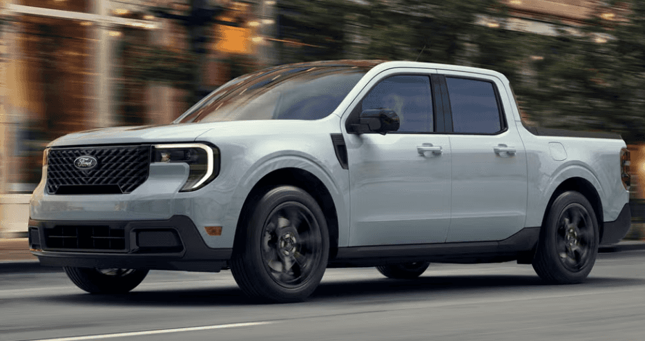 New 2025 Ford Maverick near Lake Stevens | Dwayne Lane's Skagit Ford
