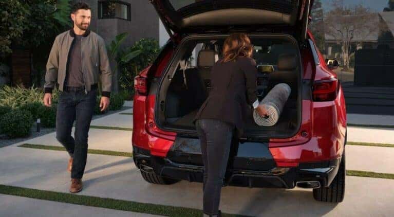 When Crossovers Clash: Ford Edge vs Competition | SUV Sales