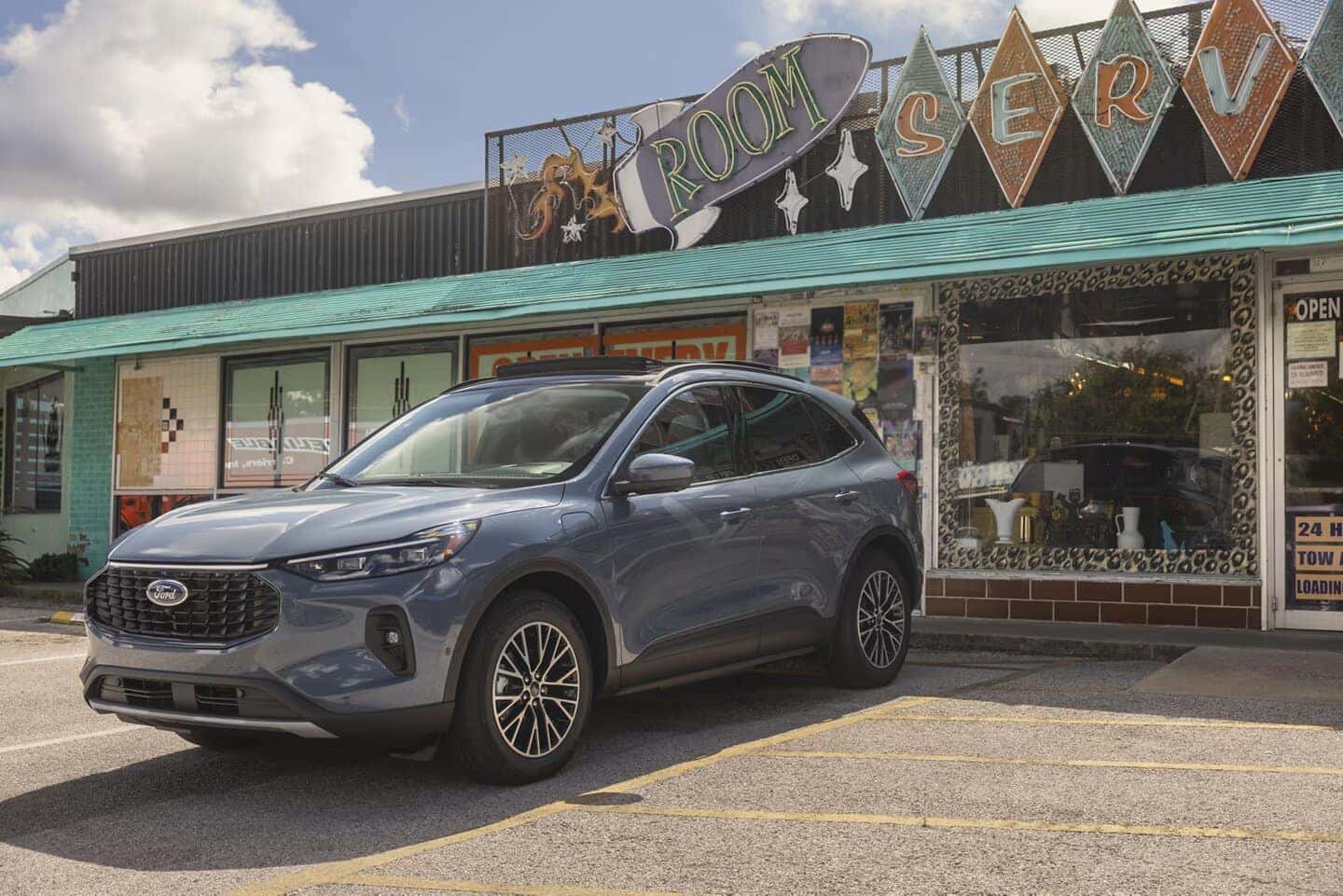 A Look at the 2024 Ford Escape Hybrid: An Affordable Contender