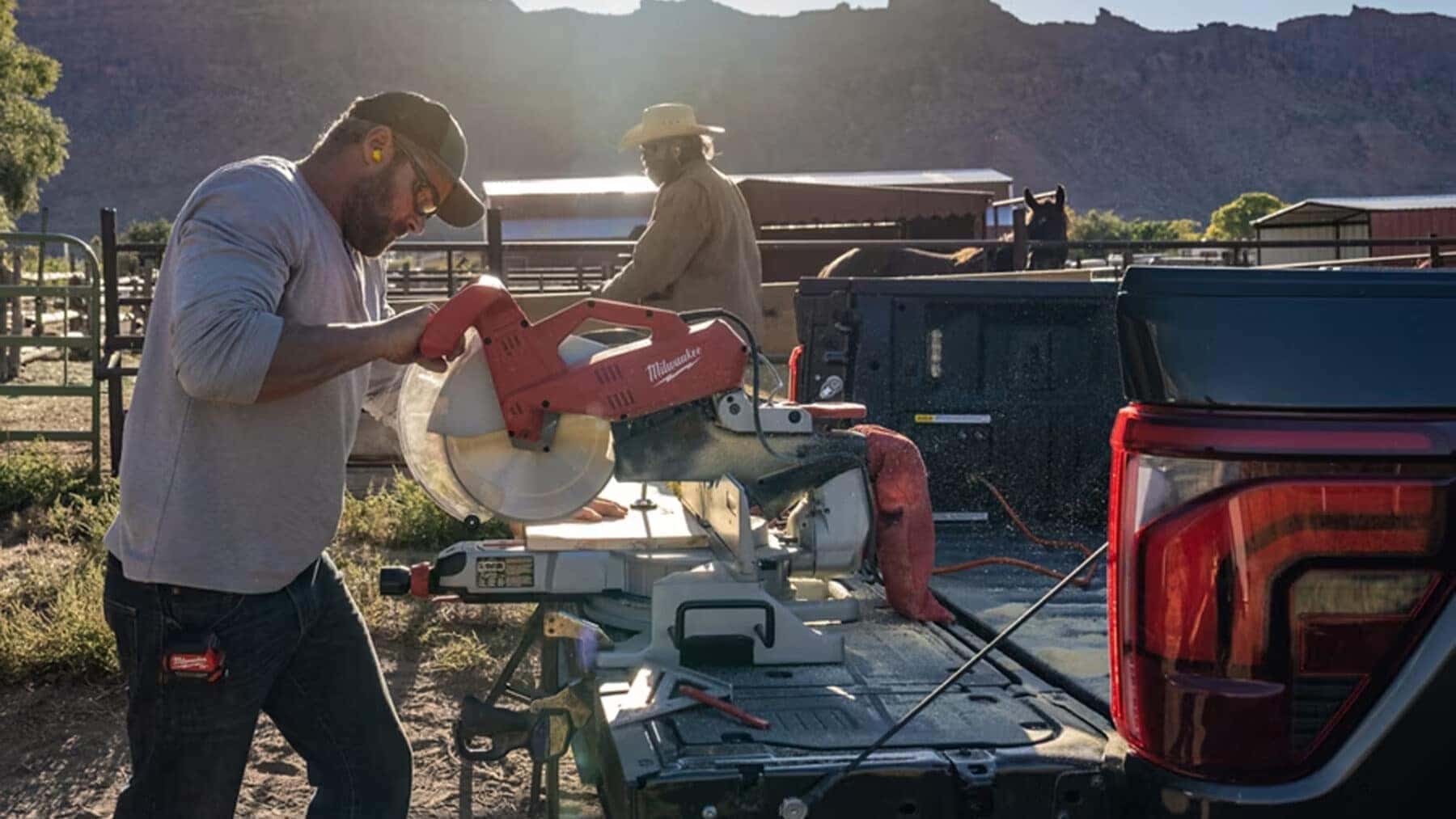 Ford F-150 Pro Power Onboard: Built-In Power Anywhere