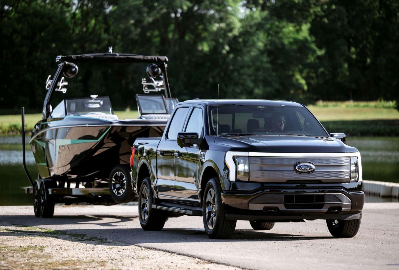 Hitching a Trailer Using Artificial Intelligence | Smail Ford